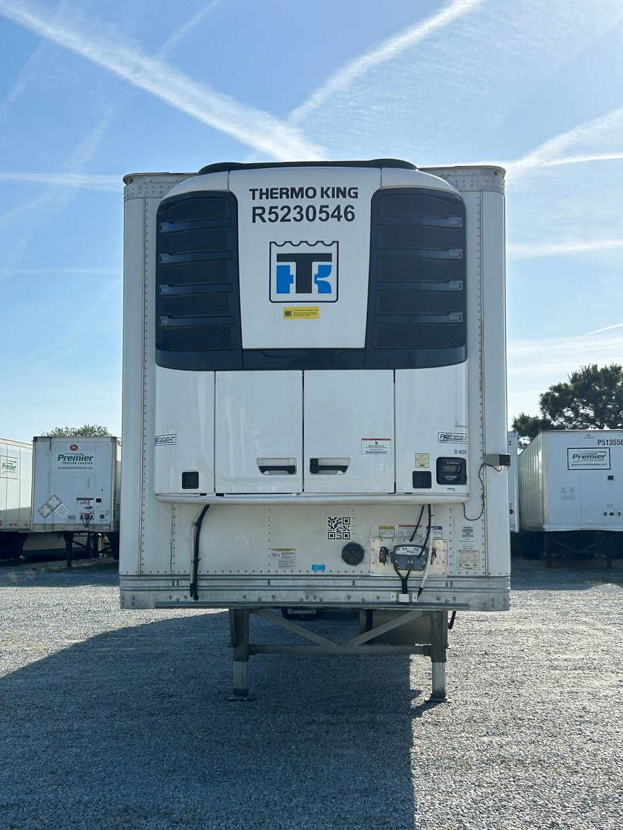 The Benefits of Reefer Liftgates for Your Refrigerated Cargo